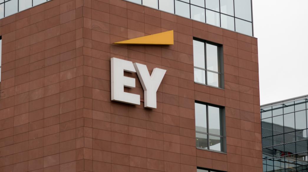 Νέα γραφεία της EY στο Μαρούσι το 2026 και επέκταση στη Θεσσαλονίκη ...